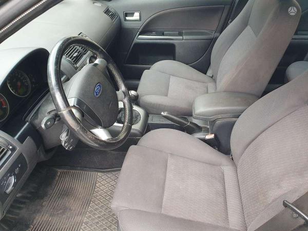 Grey Ford Mondeo 2001 in Kaunas, with an engine capacity of 1.80 L and mileage of 343 thousand km for 850 €, photo 8 on AUTOMOTO.COM.LV