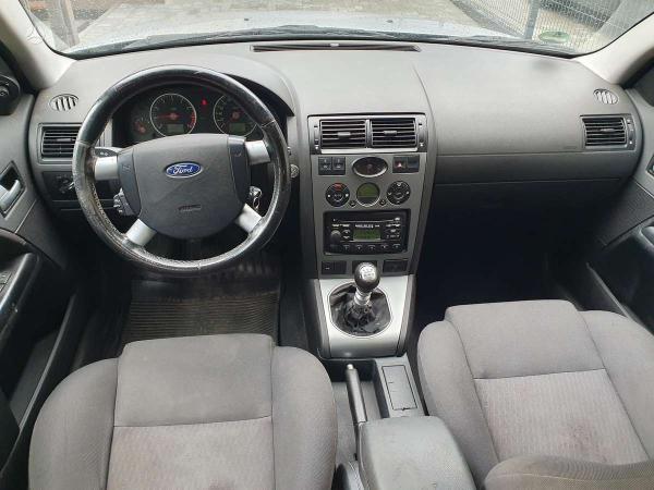 Grey Ford Mondeo 2001 in Kaunas, with an engine capacity of 1.80 L and mileage of 343 thousand km for 850 €, photo 9 on AUTOMOTO.COM.LV