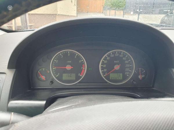 Grey Ford Mondeo 2001 in Kaunas, with an engine capacity of 1.80 L and mileage of 343 thousand km for 850 €, photo 10 on AUTOMOTO.COM.LV