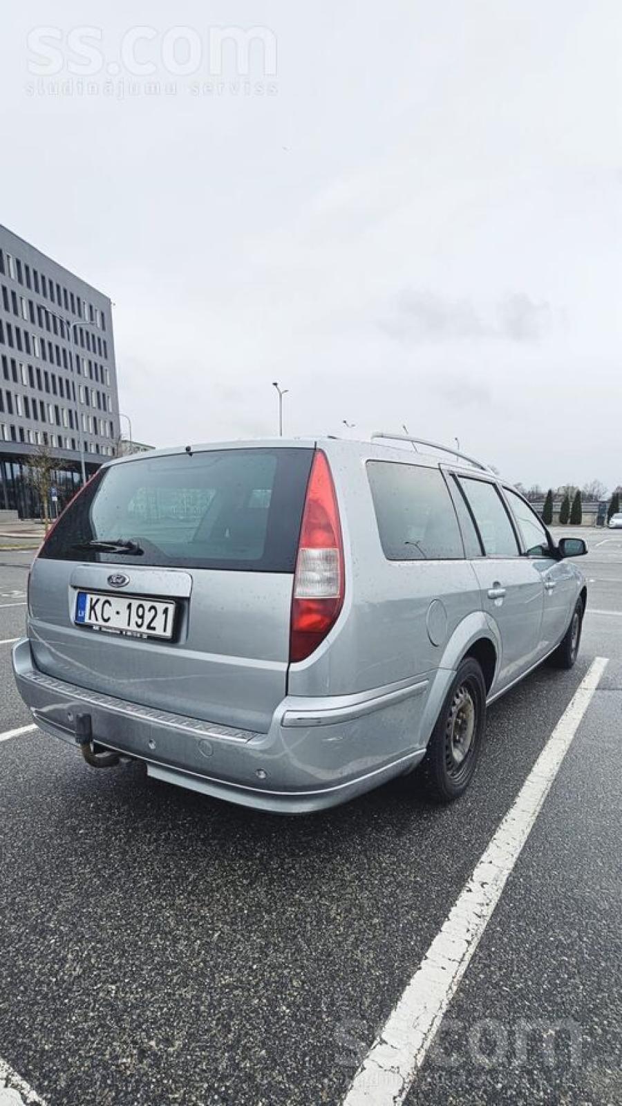 Grey Ford Mondeo 2005 in Riga, with an engine capacity of 2.20 L and mileage of 286 thousand km for 600 €, photo 3 on AUTOMOTO.COM.LV