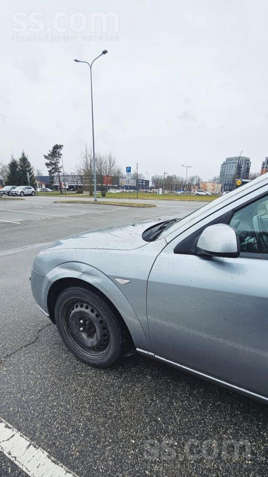 Grey Ford Mondeo 2005 in Riga, with an engine capacity of 2.20 L and mileage of 286 thousand km for 600 €, photo 7 on AUTOMOTO.COM.LV