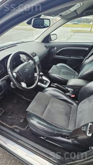 Grey Ford Mondeo 2005 in Riga, with an engine capacity of 2.20 L and mileage of 286 thousand km for 600 €, photo 8 on AUTOMOTO.COM.LV