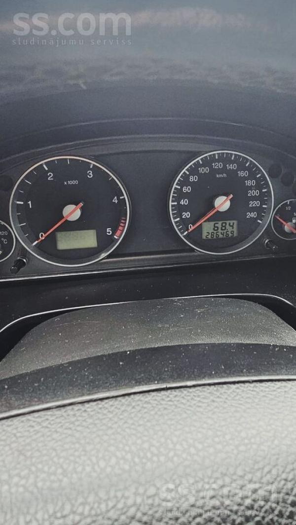 Grey Ford Mondeo 2005 in Riga, with an engine capacity of 2.20 L and mileage of 286 thousand km for 600 €, photo 9 on AUTOMOTO.COM.LV