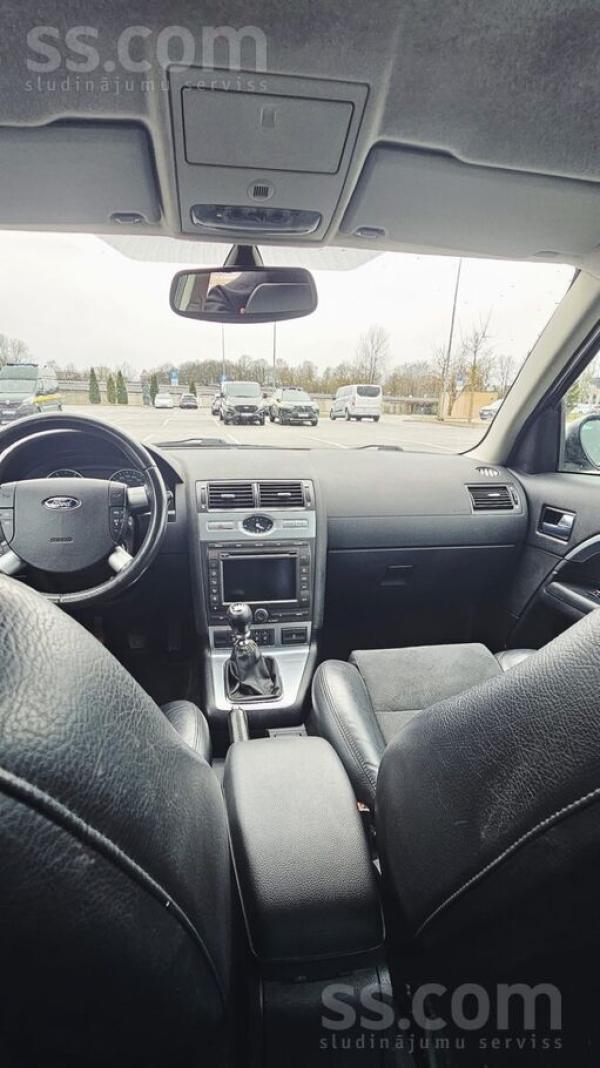 Grey Ford Mondeo 2005 in Riga, with an engine capacity of 2.20 L and mileage of 286 thousand km for 600 €, photo 10 on AUTOMOTO.COM.LV