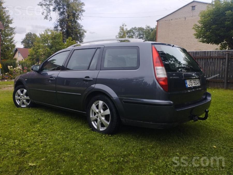 Grey Ford Mondeo 2005 in Ludza, with an engine capacity of 2.00 L and mileage of 334 thousand km for 350 €, photo 8 on AUTOMOTO.COM.LV