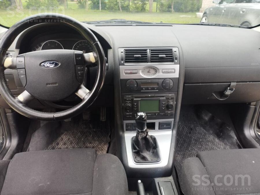 Grey Ford Mondeo 2005 in Ludza, with an engine capacity of 2.00 L and mileage of 334 thousand km for 350 €, photo 9 on AUTOMOTO.COM.LV