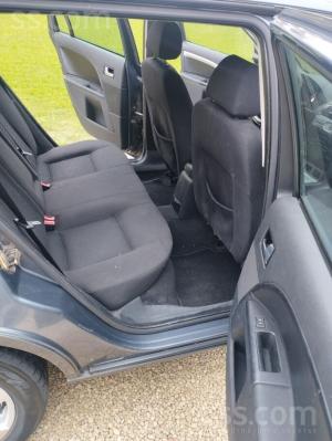 Grey Ford Mondeo 2005 in Ludza, with an engine capacity of 2.00 L and mileage of 334 thousand km for 350 €, photo 10 on AUTOMOTO.COM.LV