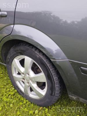 Grey Ford Mondeo 2005 in Ludza, with an engine capacity of 2.00 L and mileage of 334 thousand km for 350 €, photo 13 on AUTOMOTO.COM.LV