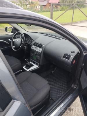 Grey Ford Mondeo 2005 in Ludza, with an engine capacity of 2.00 L and mileage of 345 thousand km for 1000 €, photo 14 on AUTOMOTO.COM.LV