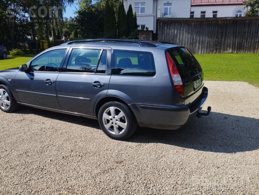 Pelēks Ford Mondeo 2005 Ludza, ar dzinēja tilpumu 2.00 L un nobraukumu 345 tūkst. km par 1000 €, foto 4 vietnē AUTOMOTO.COM.LV