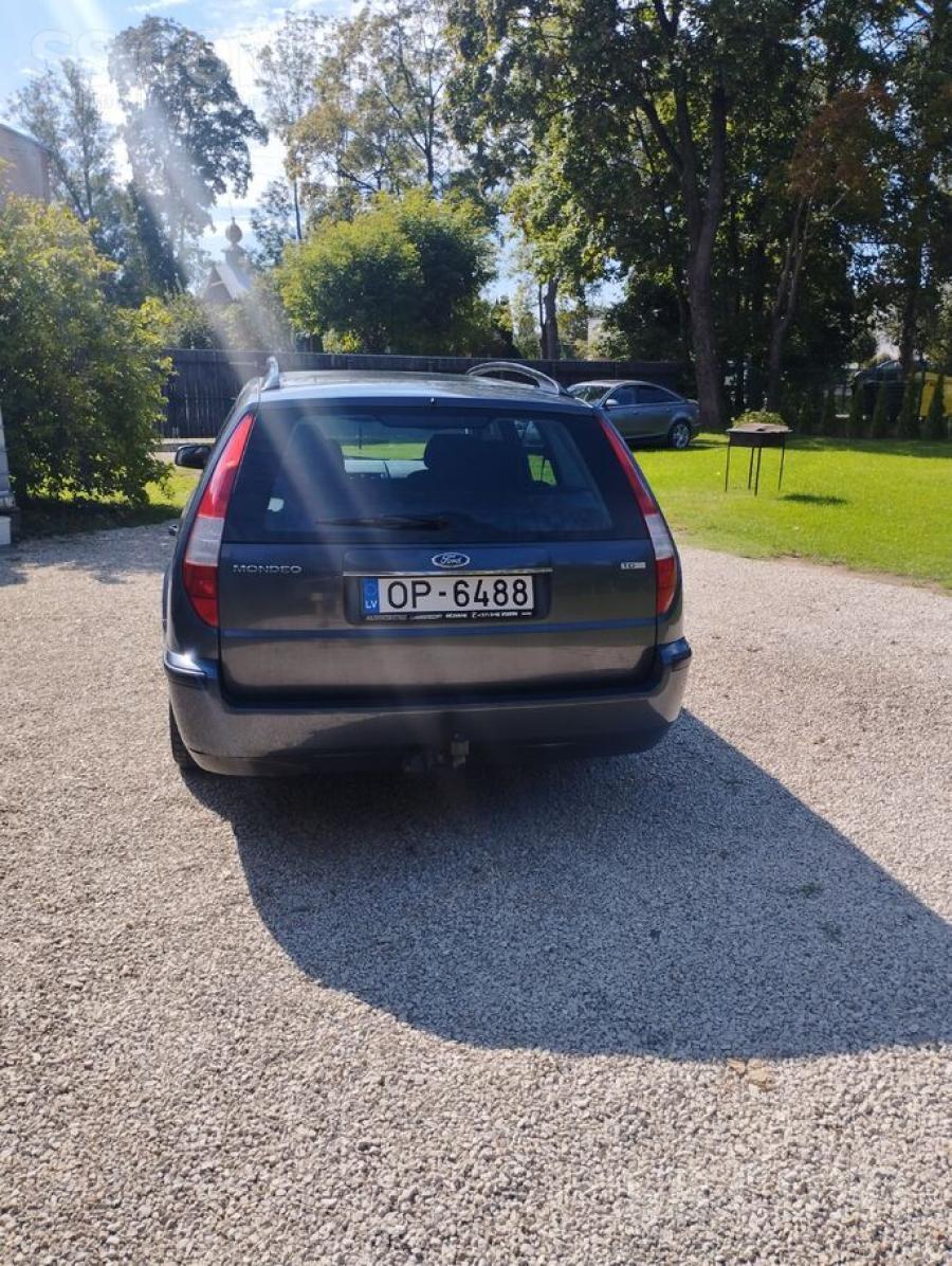 Pelēks Ford Mondeo 2005 Ludza, ar dzinēja tilpumu 2.00 L un nobraukumu 345 tūkst. km par 1000 €, foto 5 vietnē AUTOMOTO.COM.LV