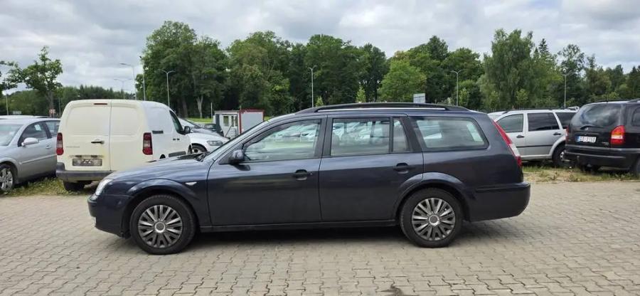 Pelēks Ford Mondeo 2006 Valmiera, ar dzinēja tilpumu 2.00 L un nobraukumu 324 tūkst. km par 1100 €, foto 6 vietnē AUTOMOTO.COM.LV