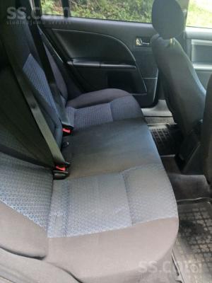 Pelēks Ford Mondeo 2006 Rīga, ar dzinēja tilpumu 2.00 L un nobraukumu 359 tūkst. km par 600 €, foto 6 vietnē AUTOMOTO.COM.LV
