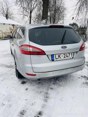 Pelēks Ford Mondeo 2007 Limbaži, ar dzinēja tilpumu 2.00 L un nobraukumu 330 tūkst. km par 2950 €, foto 3 vietnē AUTOMOTO.COM.LV