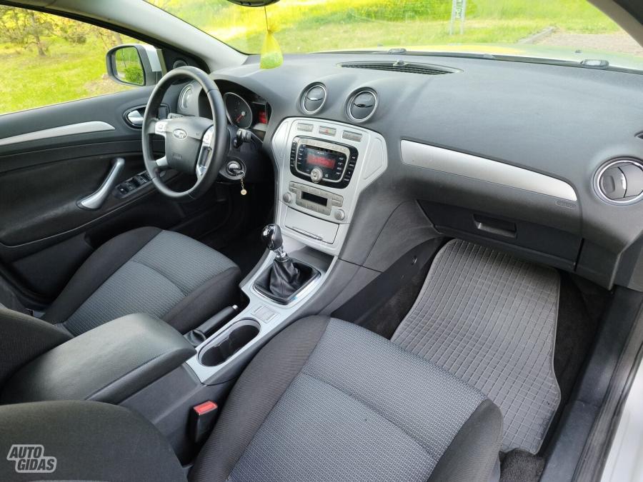 Pelēks Ford Mondeo 2007 Alīta, ar dzinēja tilpumu 2.00 L un nobraukumu 433 tūkst. km par 1650 €, foto 19 vietnē AUTOMOTO.COM.LV