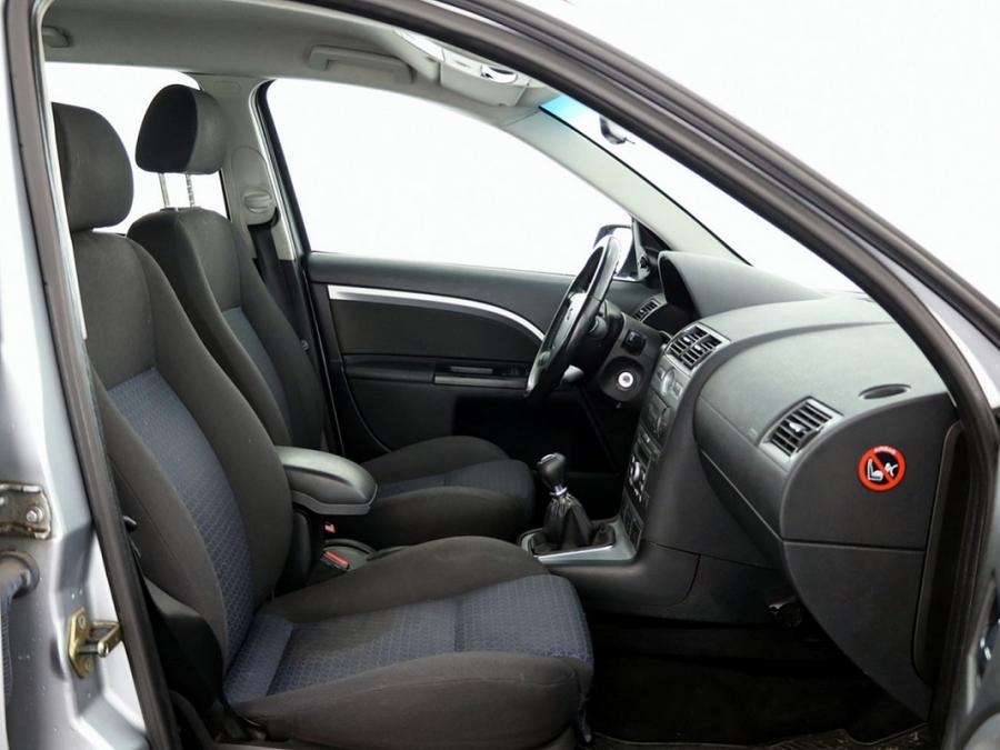 Pelēks Ford Mondeo 2007 Tallina, ar dzinēja tilpumu 2.00 L un nobraukumu 486 tūkst. km par 499 €, foto 14 vietnē AUTOMOTO.COM.LV