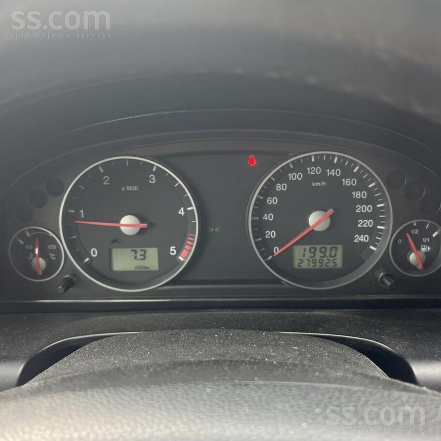 Pelēks Ford Mondeo 2007 Rīga, ar dzinēja tilpumu 2.00 L un nobraukumu 280 tūkst. km par 750 €, foto 11 vietnē AUTOMOTO.COM.LV
