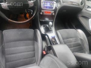 Grey Ford Mondeo 2007 in Daugavpils, with an engine capacity of 1.80 L and mileage of 309 thousand km for 2050 €, photo 4 on AUTOMOTO.COM.LV
