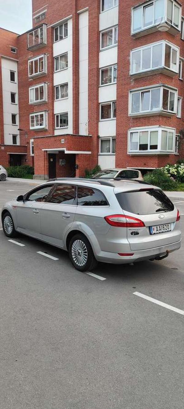 Grey Ford Mondeo 2007 in Vilnius, with an engine capacity of 2.00 L and mileage of 313 thousand km for 2650 €, photo 4 on AUTOMOTO.COM.LV