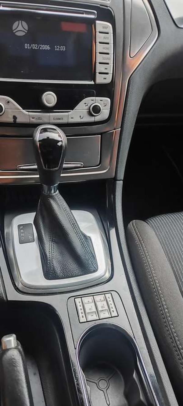 Grey Ford Mondeo 2007 in Vilnius, with an engine capacity of 2.00 L and mileage of 313 thousand km for 2650 €, photo 10 on AUTOMOTO.COM.LV