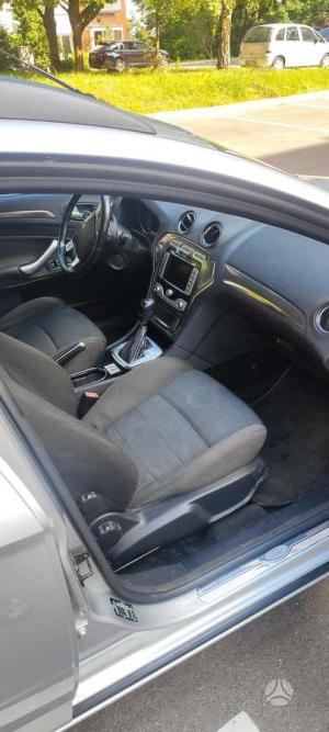 Grey Ford Mondeo 2007 in Vilnius, with an engine capacity of 2.00 L and mileage of 313 thousand km for 2650 €, photo 15 on AUTOMOTO.COM.LV