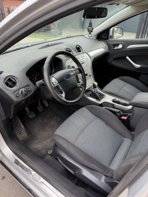 Grey Ford Mondeo 2007 in Vilnius, with an engine capacity of 1.75 L and mileage of 322 thousand km for 1250 €, photo 10 on AUTOMOTO.COM.LV
