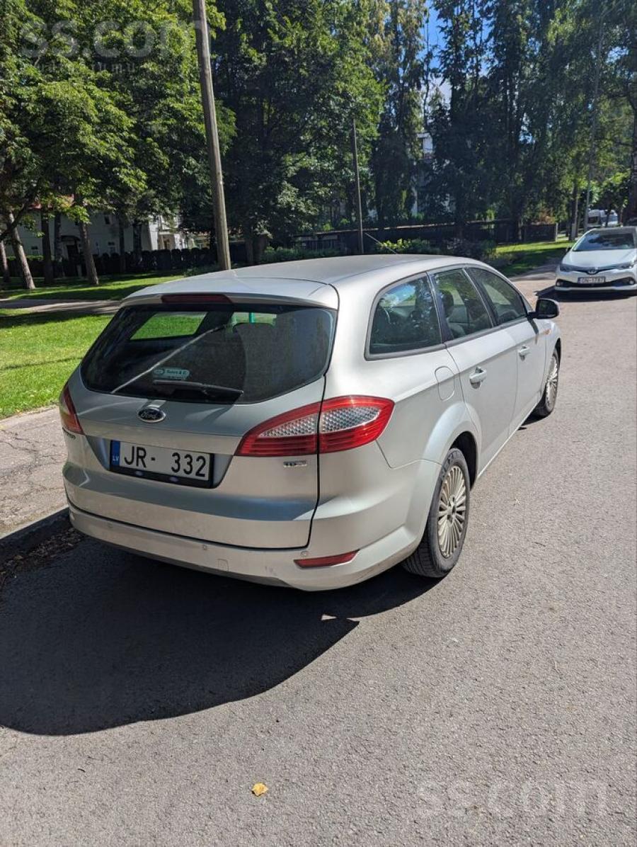 Grey Ford Mondeo 2007 in Riga, with an engine capacity of 1.80 L and mileage of 273 thousand km for 3000 €, photo 6 on AUTOMOTO.COM.LV