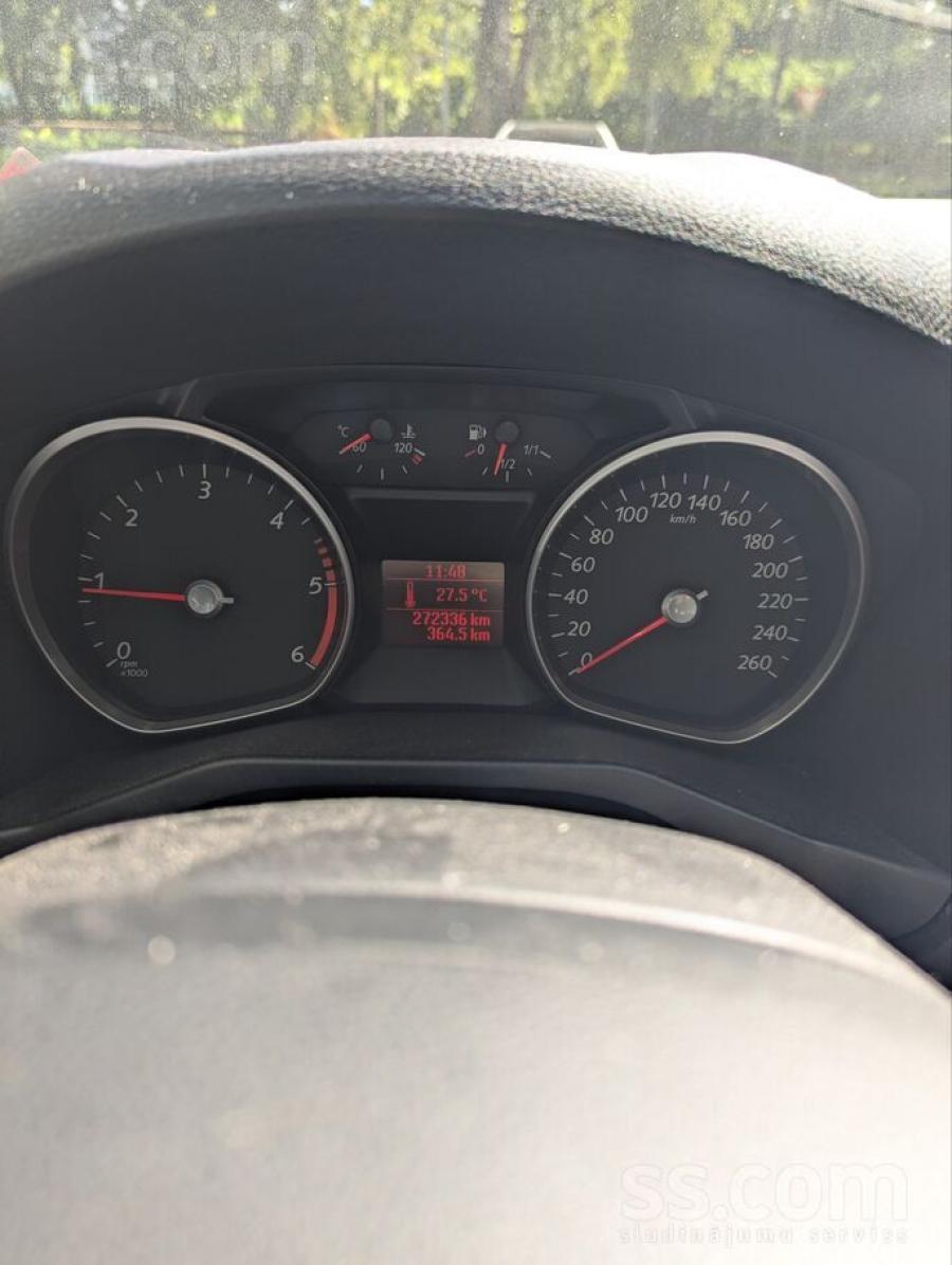 Grey Ford Mondeo 2007 in Riga, with an engine capacity of 1.80 L and mileage of 273 thousand km for 3000 €, photo 16 on AUTOMOTO.COM.LV