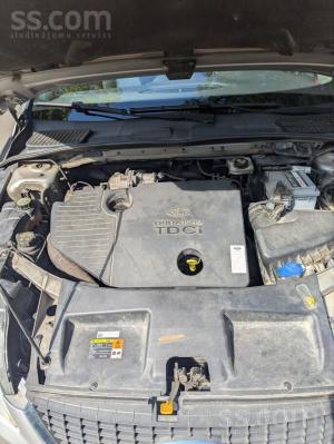 Grey Ford Mondeo 2007 in Riga, with an engine capacity of 1.80 L and mileage of 273 thousand km for 3000 €, photo 18 on AUTOMOTO.COM.LV