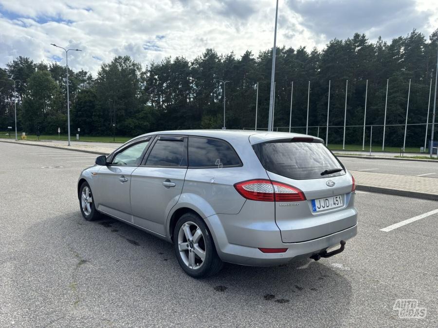 Pelēks Ford Mondeo 2007 Viļņa, ar dzinēja tilpumu 1.80 L un nobraukumu 364 tūkst. km par 1150 €, foto 4 vietnē AUTOMOTO.COM.LV