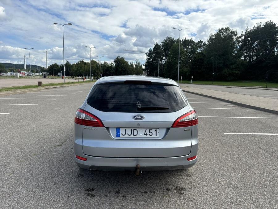 Pelēks Ford Mondeo 2007 Viļņa, ar dzinēja tilpumu 1.80 L un nobraukumu 364 tūkst. km par 1150 €, foto 6 vietnē AUTOMOTO.COM.LV