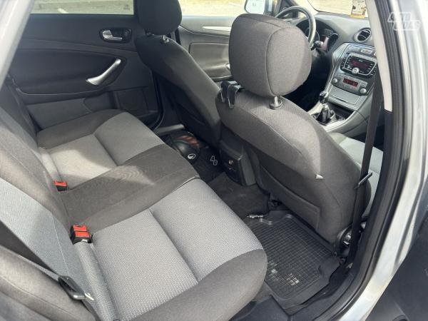 Pelēks Ford Mondeo 2007 Viļņa, ar dzinēja tilpumu 1.80 L un nobraukumu 364 tūkst. km par 1150 €, foto 8 vietnē AUTOMOTO.COM.LV