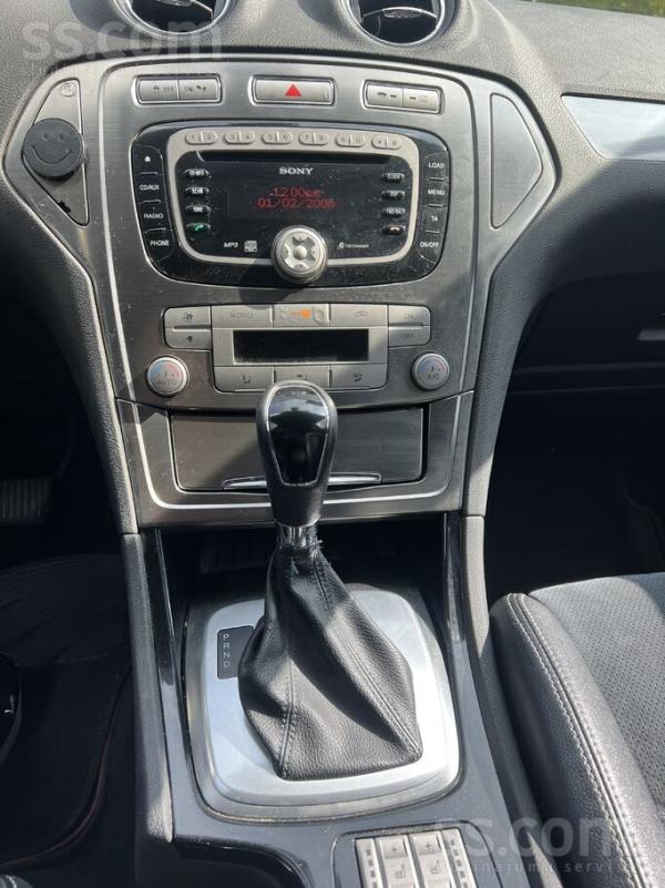 Pelēks Ford Mondeo 2007 Jūrmala, ar dzinēja tilpumu 2.00 L un nobraukumu 0 tūkst. km par 2650 €, foto 10 vietnē AUTOMOTO.COM.LV
