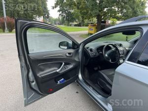 Pelēks Ford Mondeo 2007 Jūrmala, ar dzinēja tilpumu 2.00 L un nobraukumu 0 tūkst. km par 2650 €, foto 12 vietnē AUTOMOTO.COM.LV
