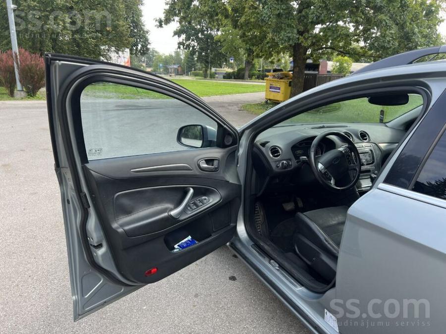 Pelēks Ford Mondeo 2007 Jūrmala, ar dzinēja tilpumu 2.00 L un nobraukumu 0 tūkst. km par 2650 €, foto 12 vietnē AUTOMOTO.COM.LV
