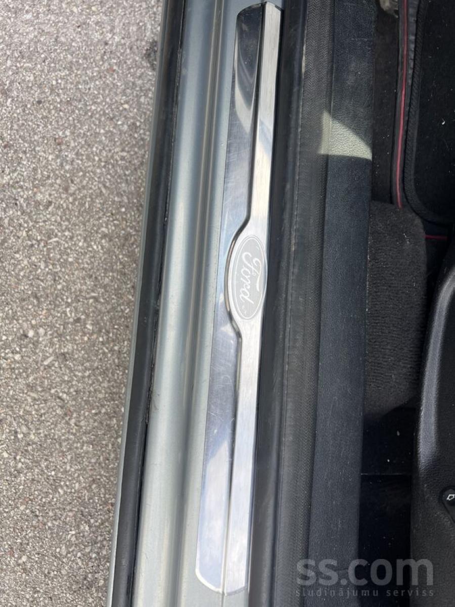 Pelēks Ford Mondeo 2007 Jūrmala, ar dzinēja tilpumu 2.00 L un nobraukumu 0 tūkst. km par 2650 €, foto 16 vietnē AUTOMOTO.COM.LV