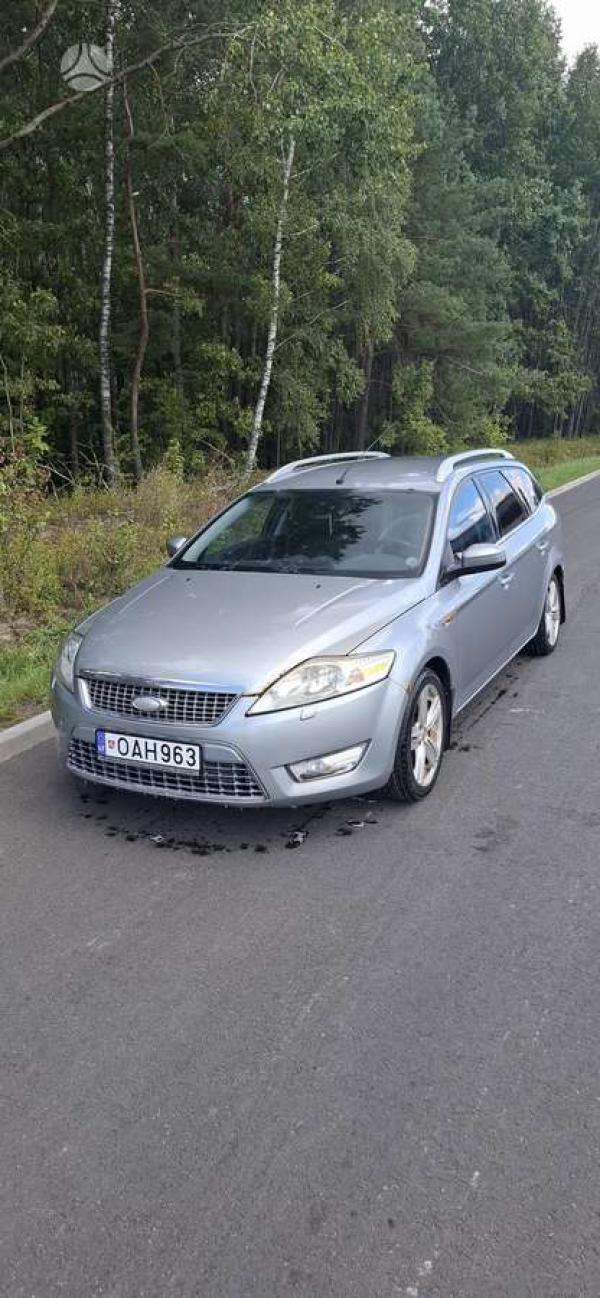 Ford Mondeo 2007 in Kaunas on AUTOMOTO.COM.LV Grey Ford Mondeo 2007 in Kaunas, with an engine capacity of 2.00 L and mileage of 400 thousand km for 1200 €, photo 1 on AUTOMOTO.COM.LV
