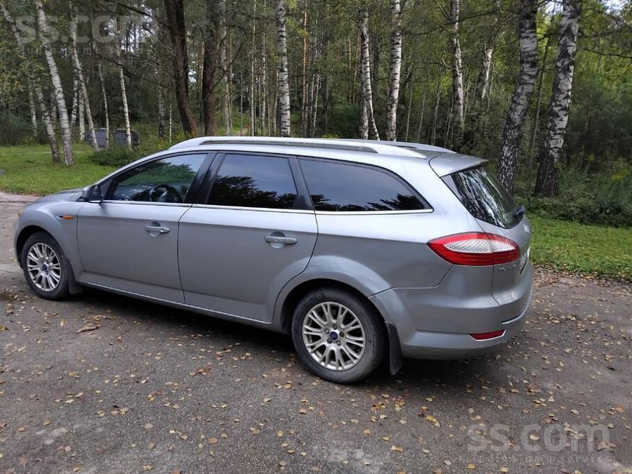 Pelēks Ford Mondeo 2007 Rīga, ar dzinēja tilpumu 2.00 L un nobraukumu 387 tūkst. km par 1200 €, foto 6 vietnē AUTOMOTO.COM.LV