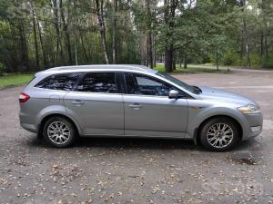 Pelēks Ford Mondeo 2007 Rīga, ar dzinēja tilpumu 2.00 L un nobraukumu 387 tūkst. km par 1200 €, foto 9 vietnē AUTOMOTO.COM.LV