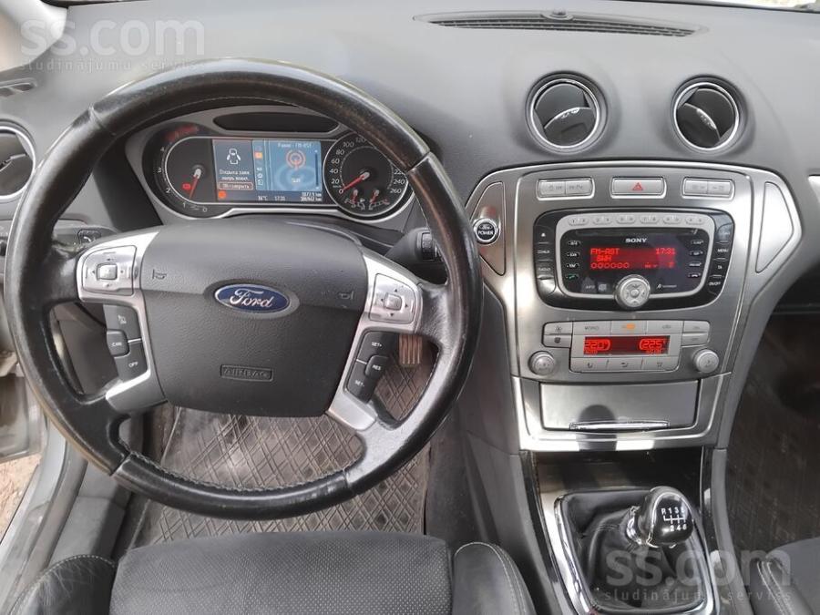 Pelēks Ford Mondeo 2007 Rīga, ar dzinēja tilpumu 2.00 L un nobraukumu 387 tūkst. km par 1200 €, foto 10 vietnē AUTOMOTO.COM.LV