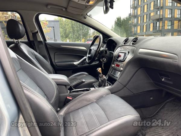 Форд Мондео 2007 в Тарту на AUTOMOTO.COM.LV Серый Форд Мондео 2007 в Тарту, объемом двигателя 2.00 л и пробегом 337 тыс. км за 1999 €, фото 9 на AUTOMOTO.COM.LV