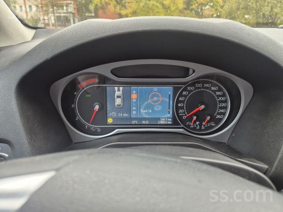 Grey Ford Mondeo 2007 in Riga, with an engine capacity of 2.00 L and mileage of 279 thousand km for 1750 €, photo 5 on AUTOMOTO.COM.LV