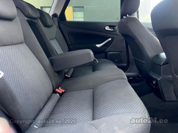 Pelēks Ford Mondeo 2008 Tartu, ar dzinēja tilpumu 2.20 L un nobraukumu 290 tūkst. km par 2799 €, foto 11 vietnē AUTOMOTO.COM.LV