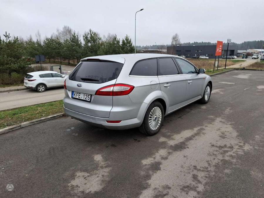 Pelēks Ford Mondeo 2008 Viļņa, ar dzinēja tilpumu 2.00 L un nobraukumu 354 tūkst. km par 2690 €, foto 1 vietnē AUTOMOTO.COM.LV