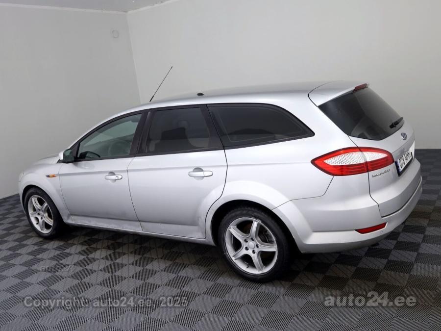 Pelēks Ford Mondeo 2008 Tallina, ar dzinēja tilpumu 2.00 L un nobraukumu 477 tūkst. km par 599 €, foto 4 vietnē AUTOMOTO.COM.LV