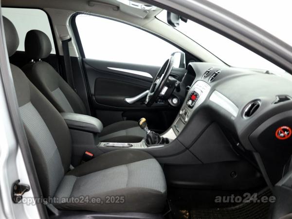 Pelēks Ford Mondeo 2008 Tallina, ar dzinēja tilpumu 2.00 L un nobraukumu 477 tūkst. km par 599 €, foto 6 vietnē AUTOMOTO.COM.LV