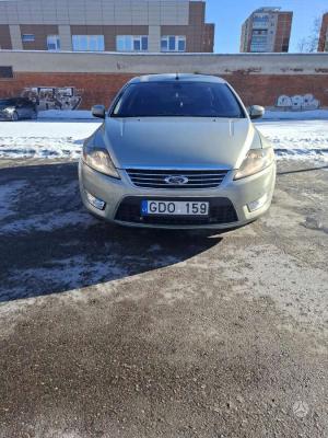 Pelēks Ford Mondeo 2008 Viļņa, ar dzinēja tilpumu 2.00 L un nobraukumu 271 tūkst. km par 2500 €, foto  vietnē AUTOMOTO.COM.LV