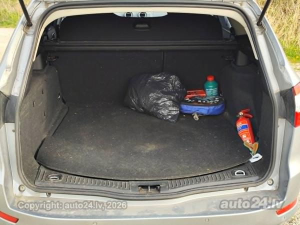 Pelēks Ford Mondeo 2008 Tallina, ar dzinēja tilpumu 2.00 L un nobraukumu 0 tūkst. km par 1900 €, foto 6 vietnē AUTOMOTO.COM.LV