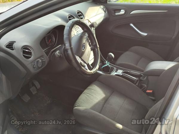 Pelēks Ford Mondeo 2008 Tallina, ar dzinēja tilpumu 2.00 L un nobraukumu 0 tūkst. km par 1900 €, foto 8 vietnē AUTOMOTO.COM.LV