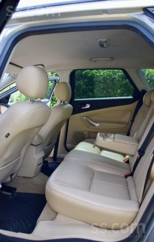 Pelēks Ford Mondeo 2008 Rīga, ar dzinēja tilpumu 2.00 L un nobraukumu 337 tūkst. km par 3200 €, foto 6 vietnē AUTOMOTO.COM.LV